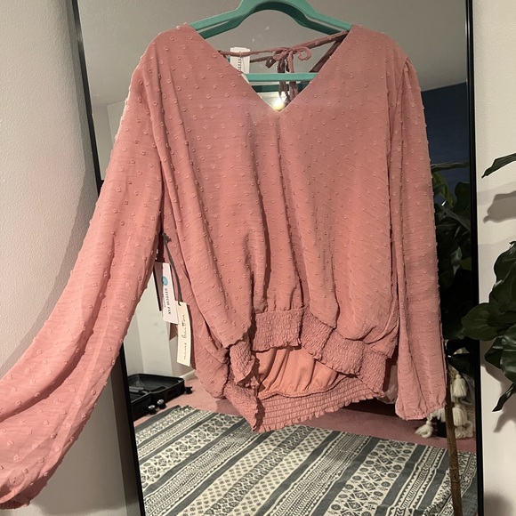 nine britton | Tops | Ina Clip Dot Blouse Nine Britton Stitch Fix Top ...